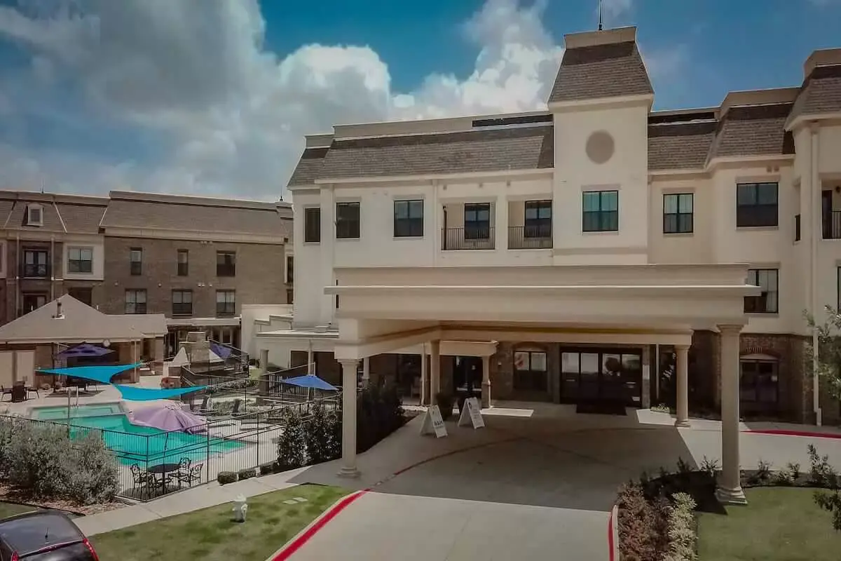 Communities - Discovery Management Group